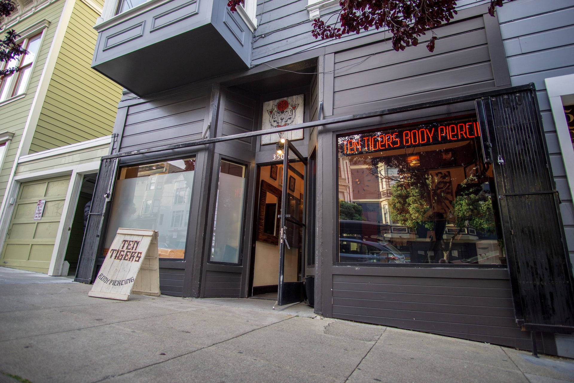 Ten Tigers | SF | The Castro | Best Studio Ever™
